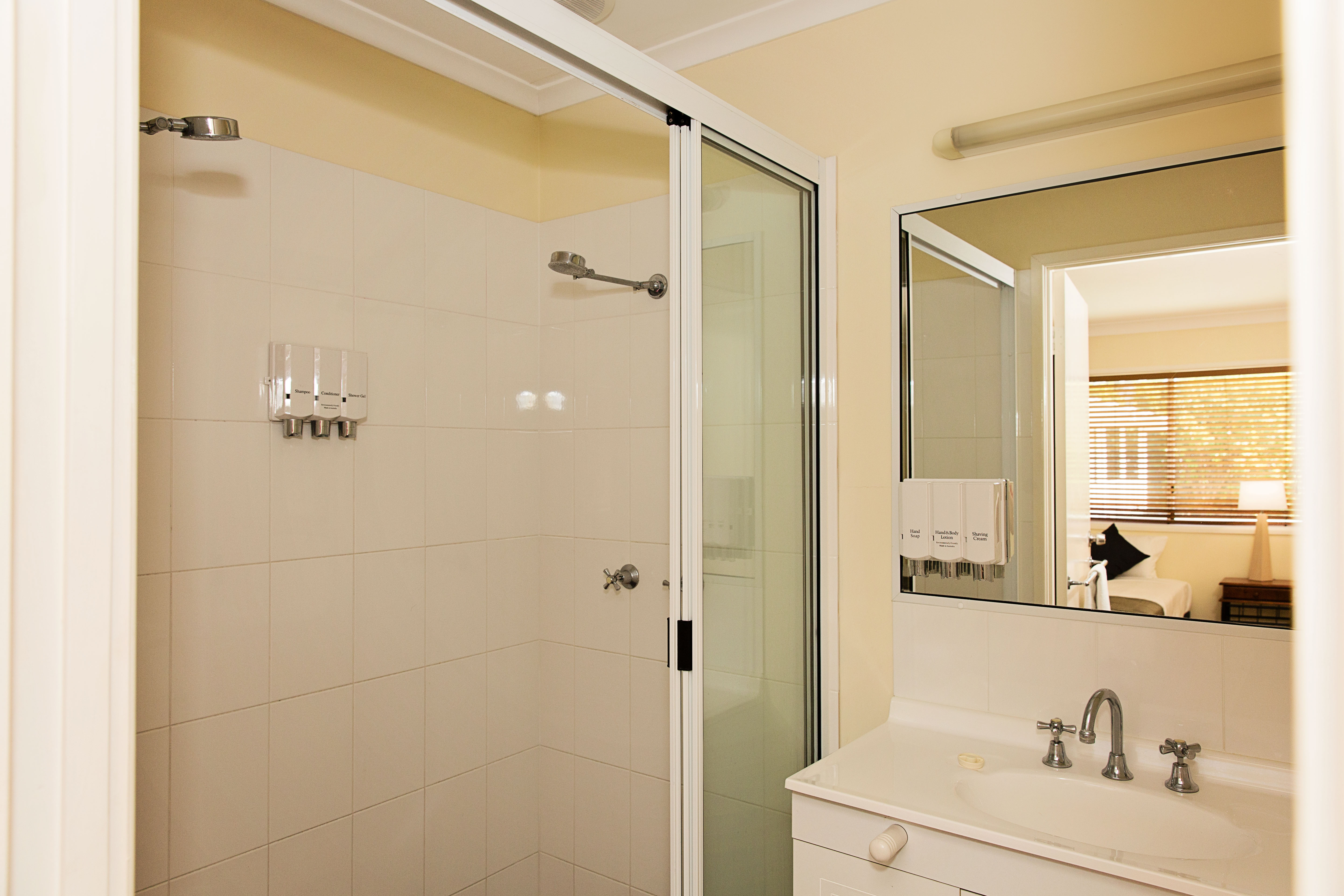 Accommodation - Mackay | White Lace Motor Inn