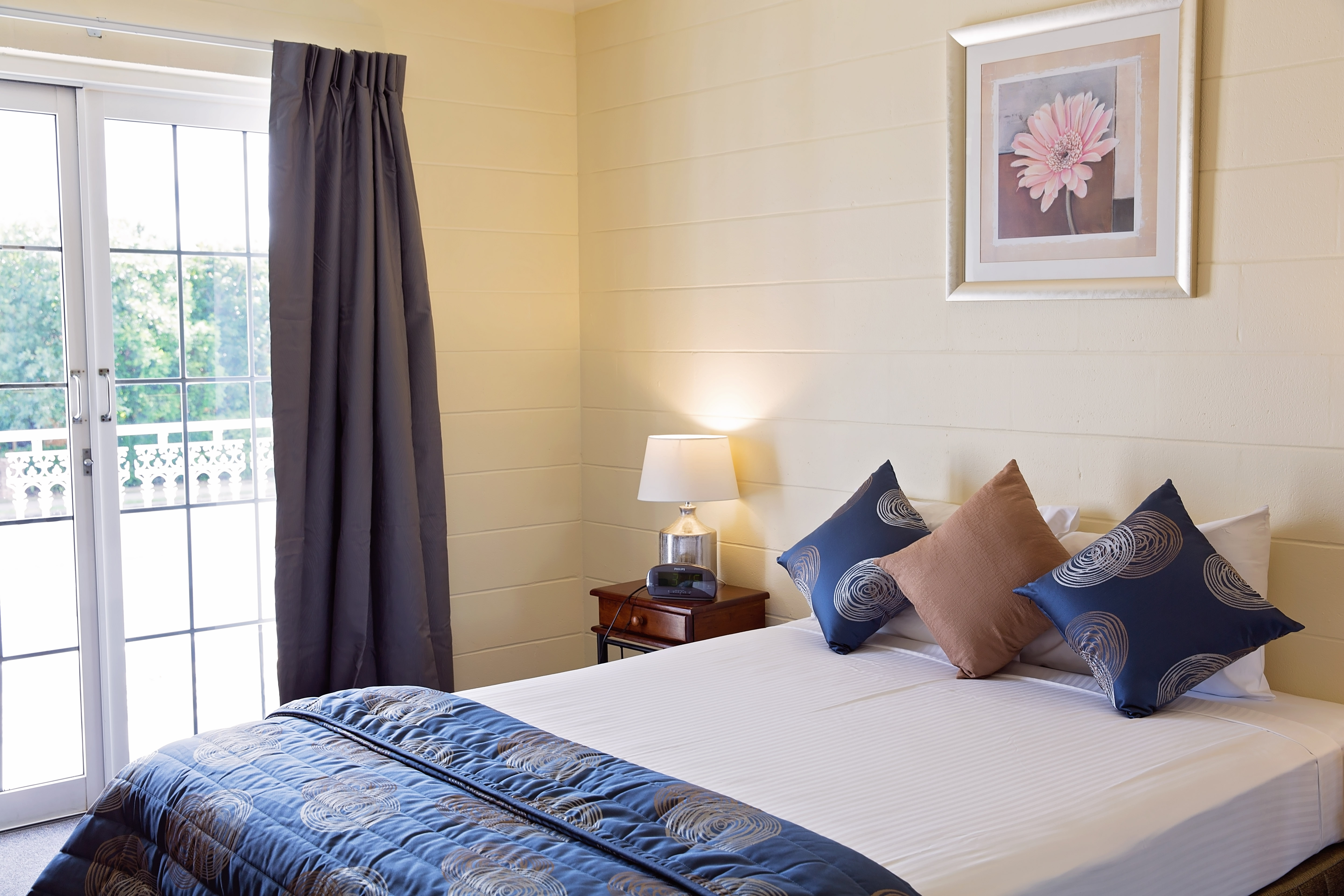 Accommodation - Mackay | White Lace Motor Inn