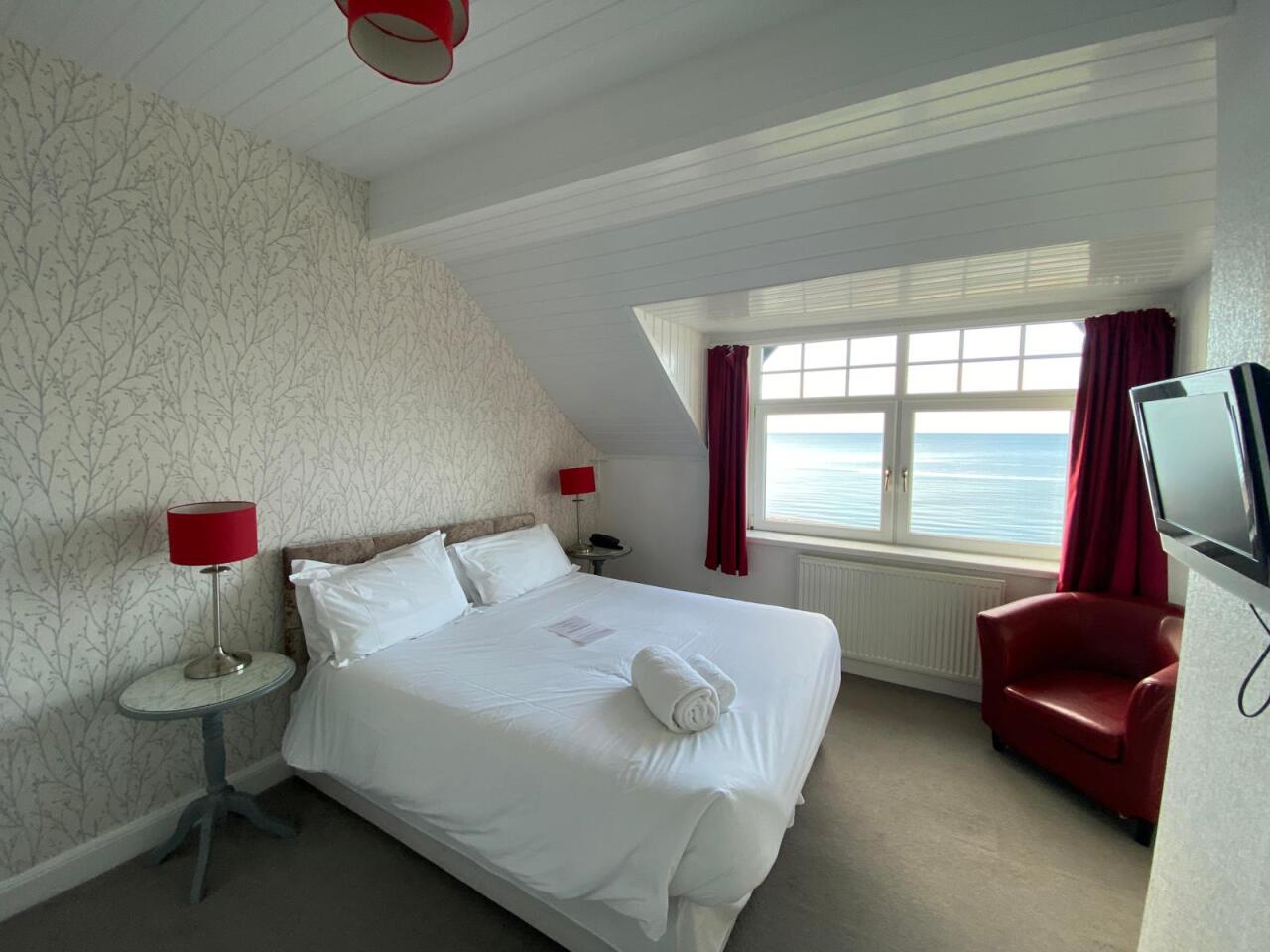 Home | Calder House Hotel