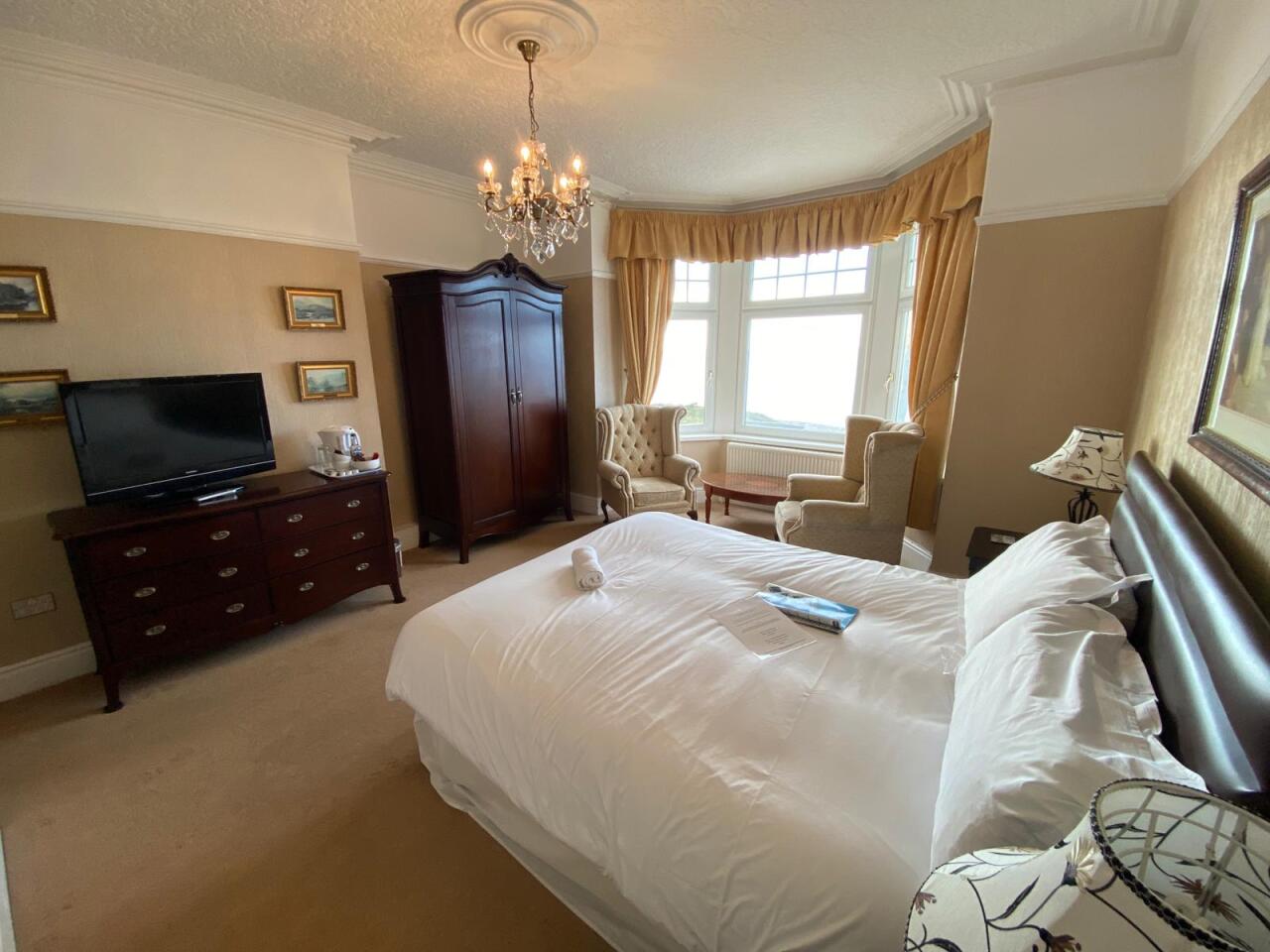Home | Calder House Hotel