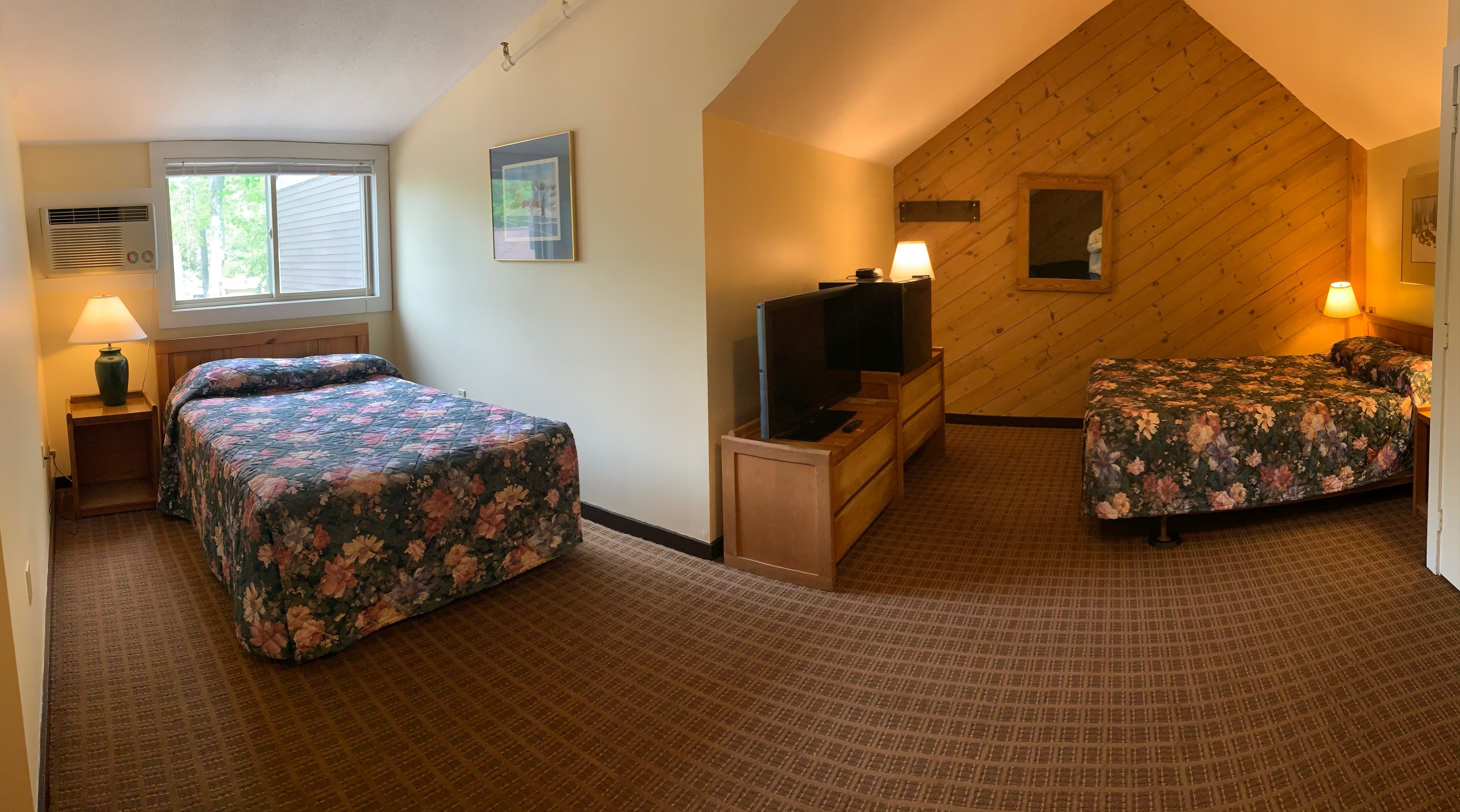 Rooms | Snowy Owl Inn - a Waterville Valley Hotel