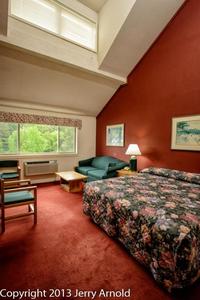 Rooms | Snowy Owl Inn - a Waterville Valley Hotel