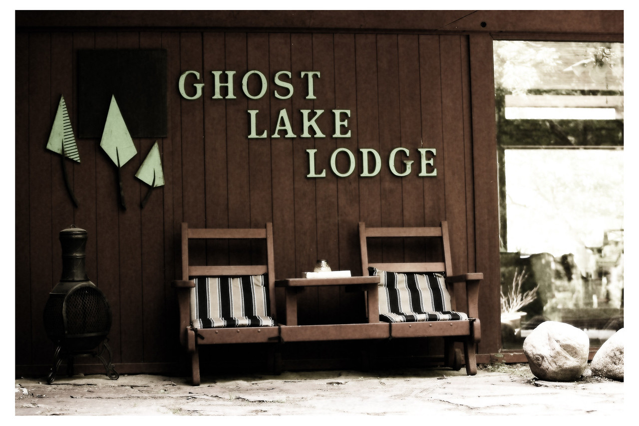 | Ghost Lake Lodge