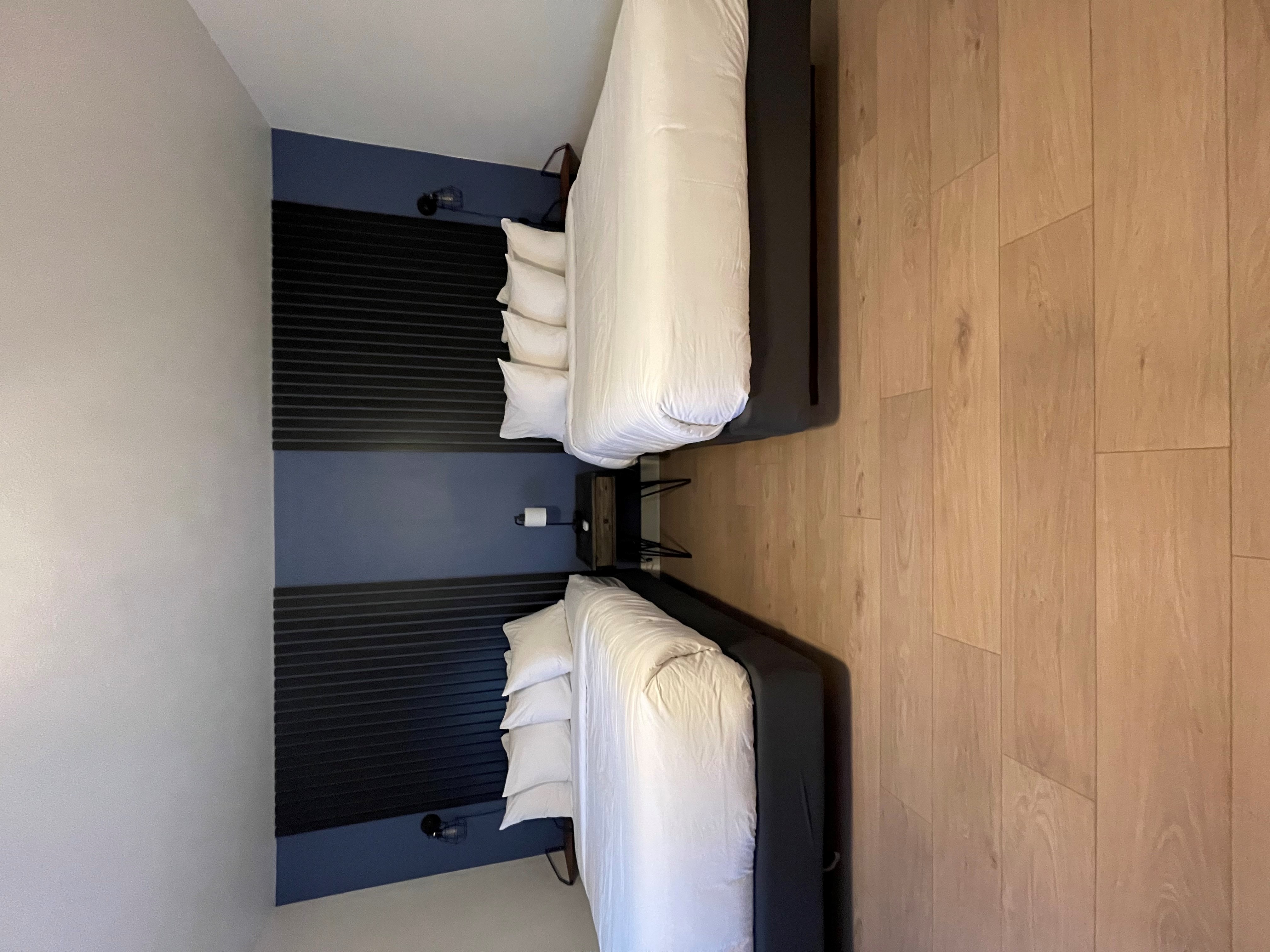 Rooms | Balanced Rock Inn