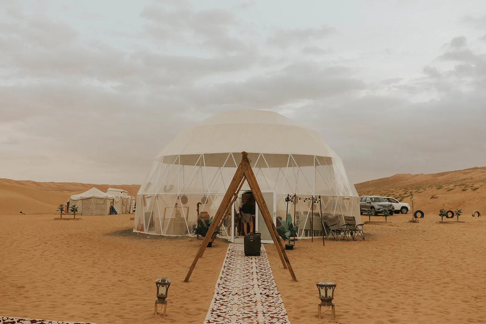 Home | Luxury Desert Camp