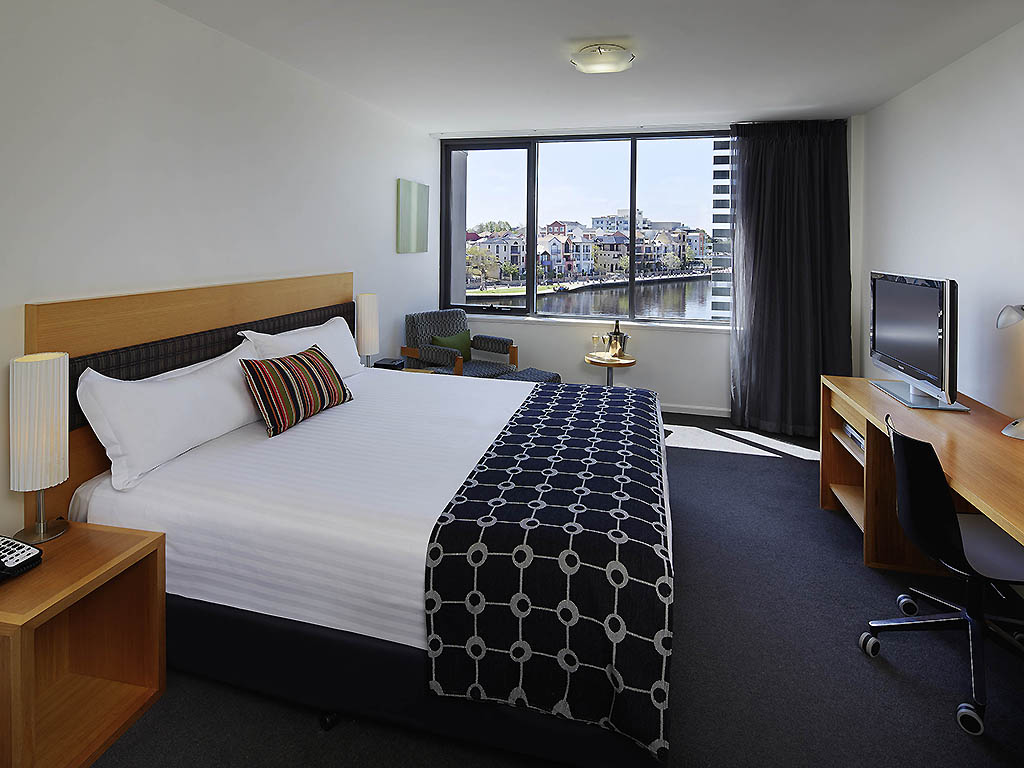 Home | East Perth Suites Hotel