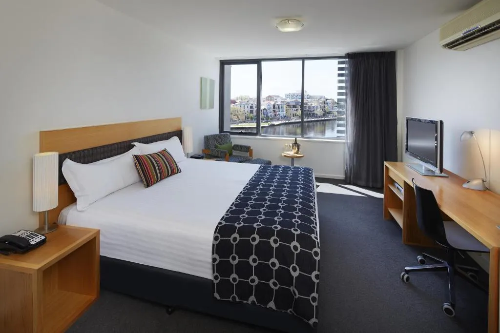 Gallery | East Perth Suites Hotel