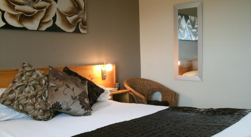 Home | Yaxham Mill B&B