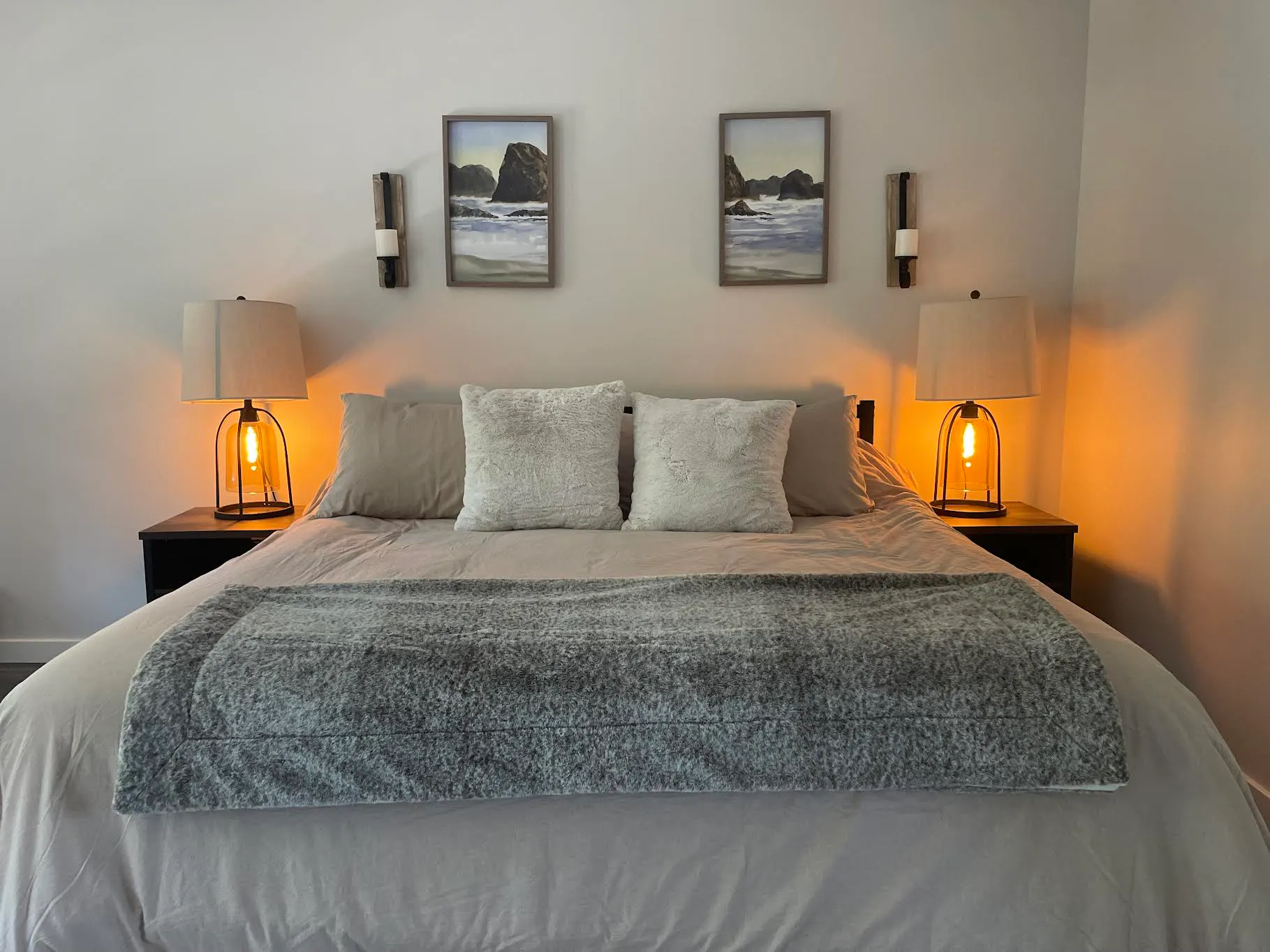 Gallery | The Alaska Lake + Lodge at Longmere Lake