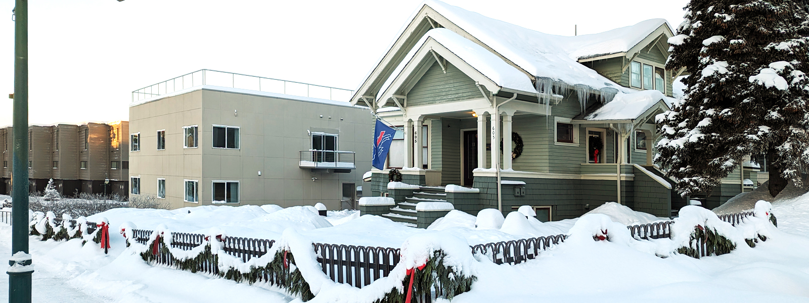 Snob Hollow Inn Downtown Anchorage | Snob Hollow Inn