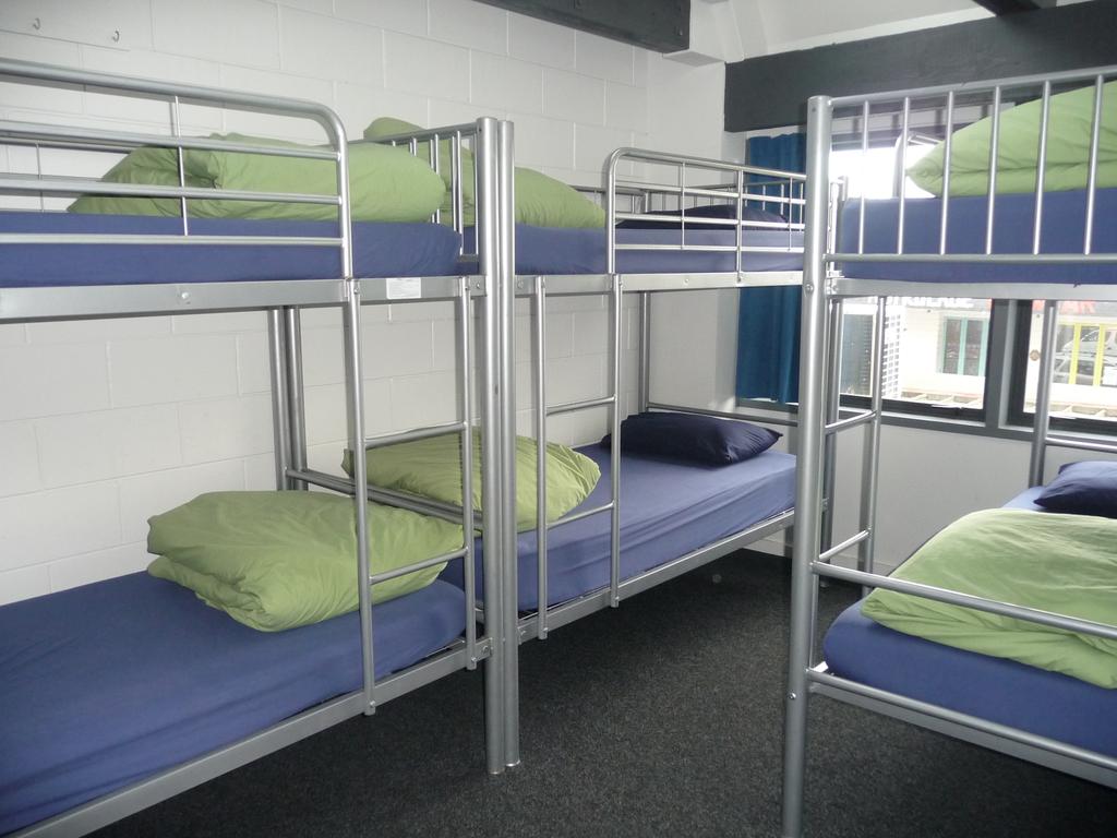 Hostel Rooms, Dorms, Accommodation | Mount Backpackers
