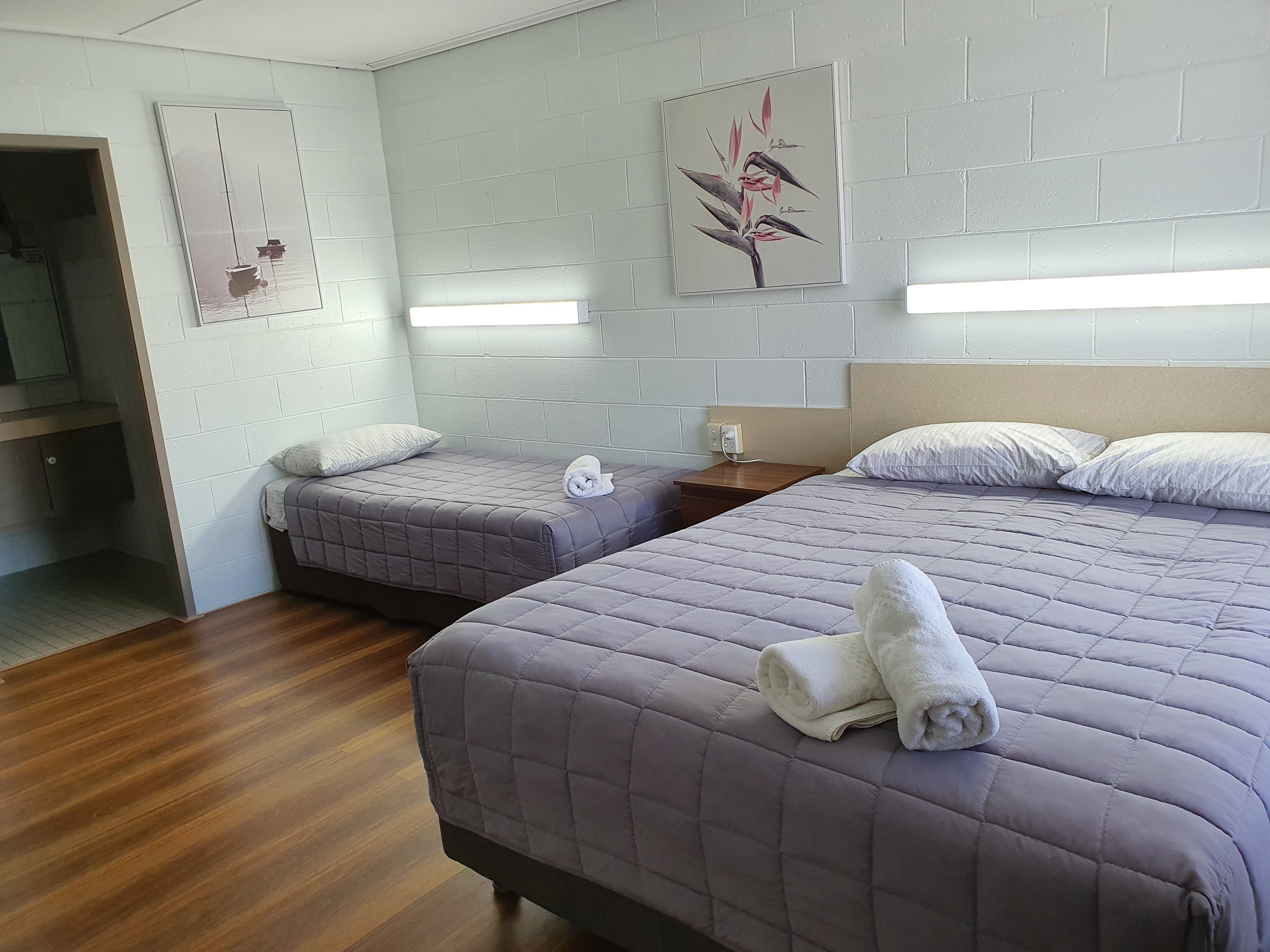 Motel in Morwell, VIC | Weekend Special, Book for 2 nights and save 10%