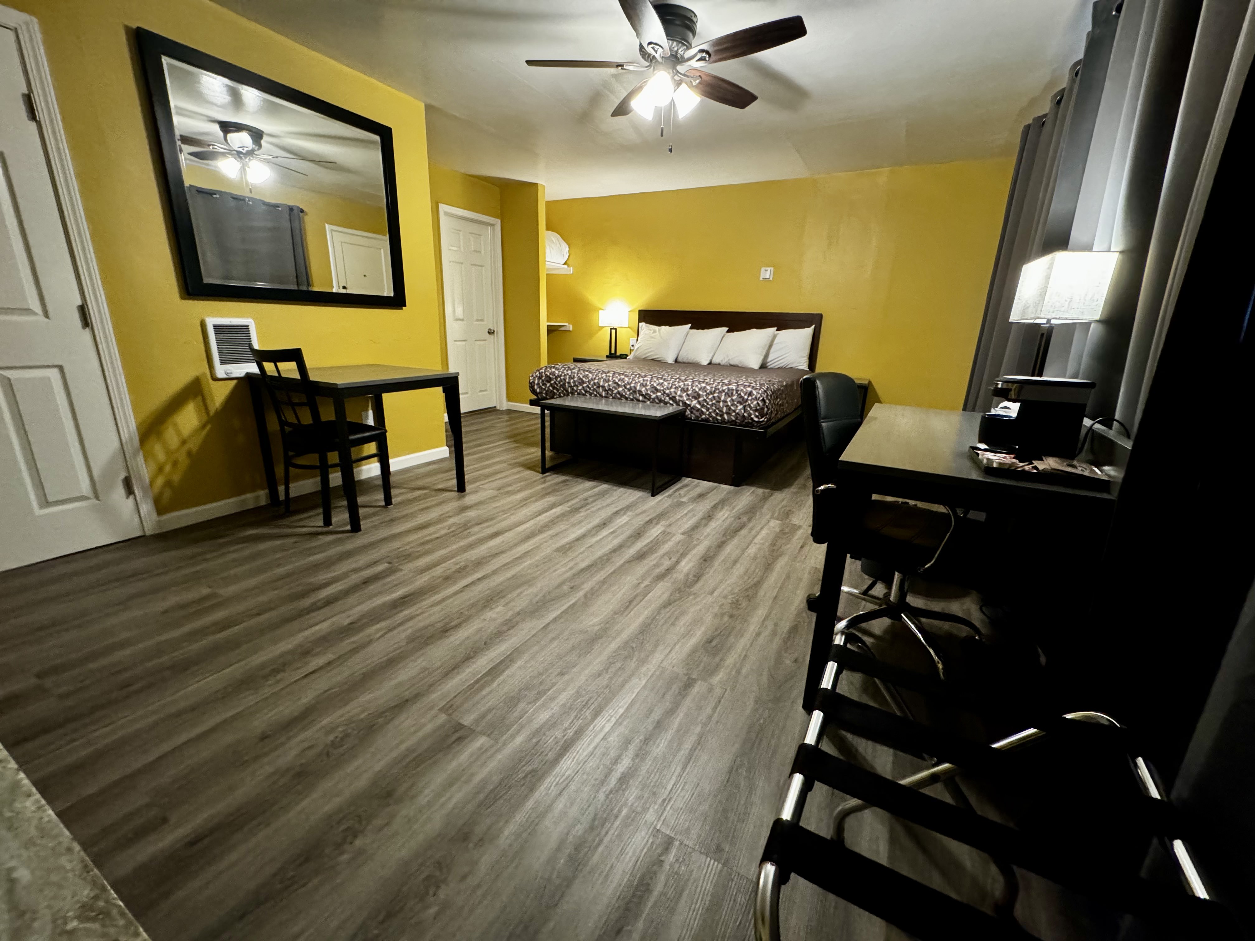 Home | Carmel Wayfarer Inn