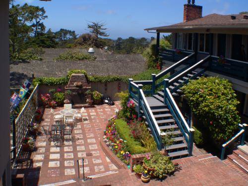 Home | Carmel Wayfarer Inn