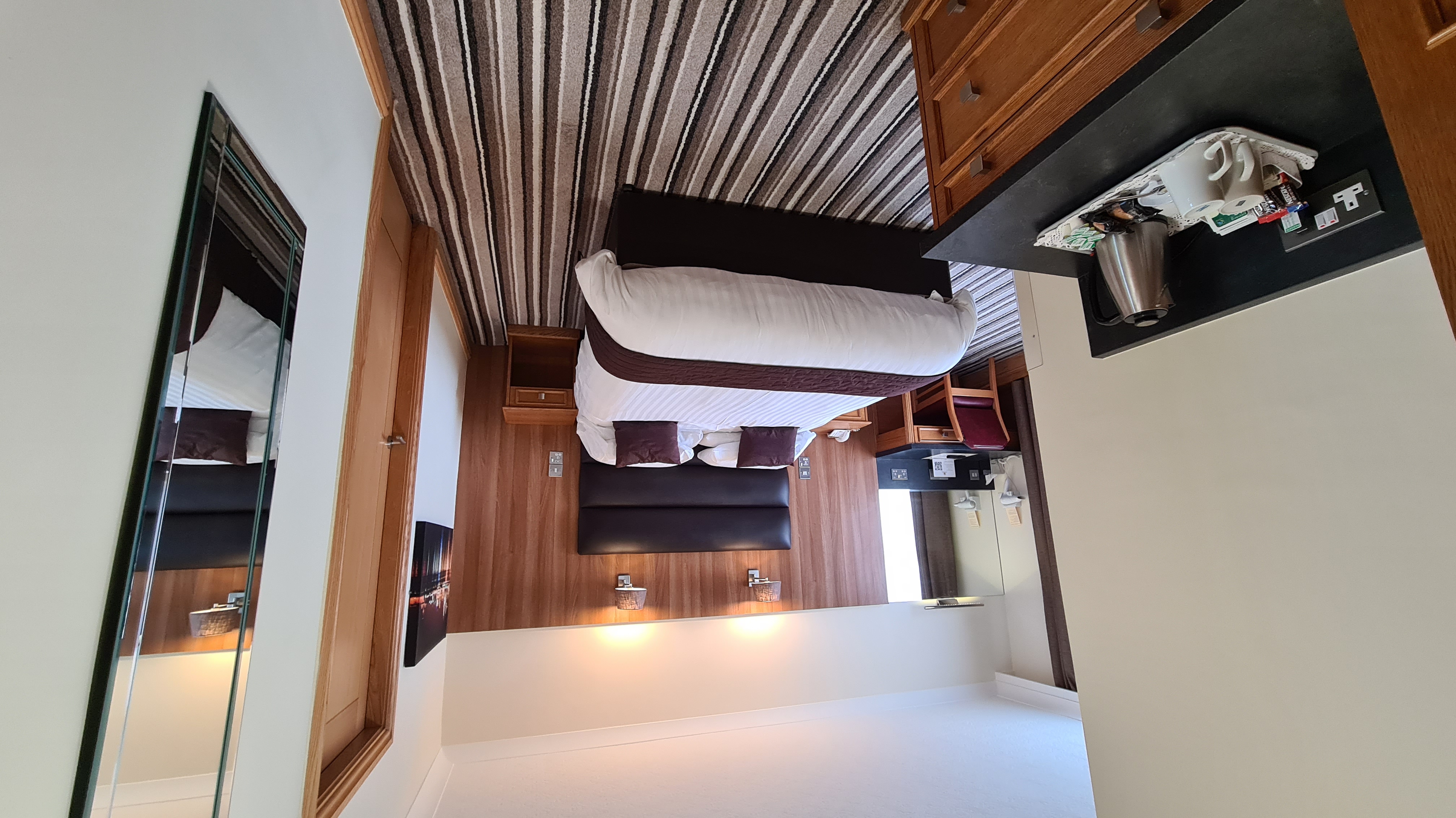 accommodation rooms hotel liverpool | The Royal Hotel