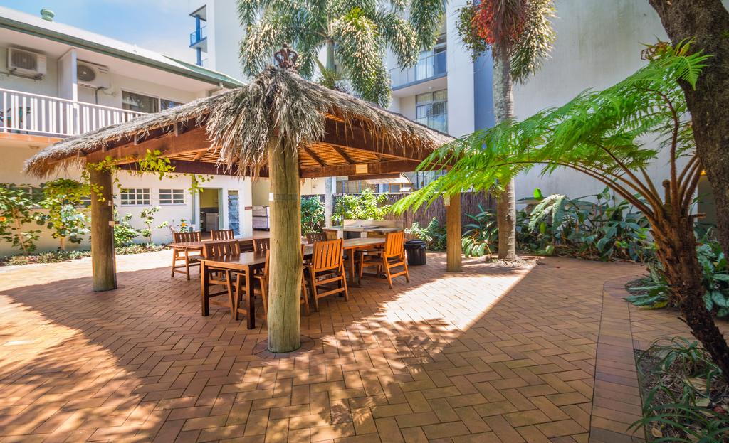 Home | Coral Tree Inn