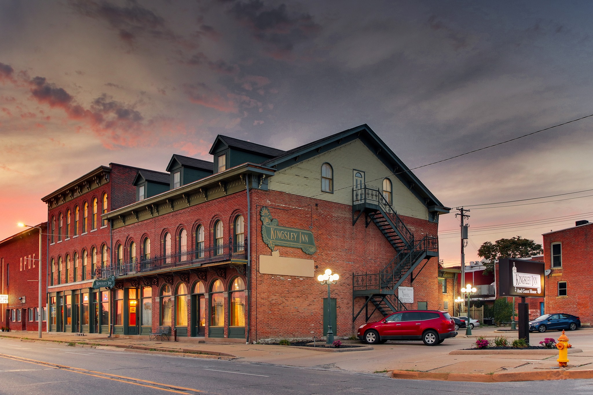 Home | The Kingsley Inn