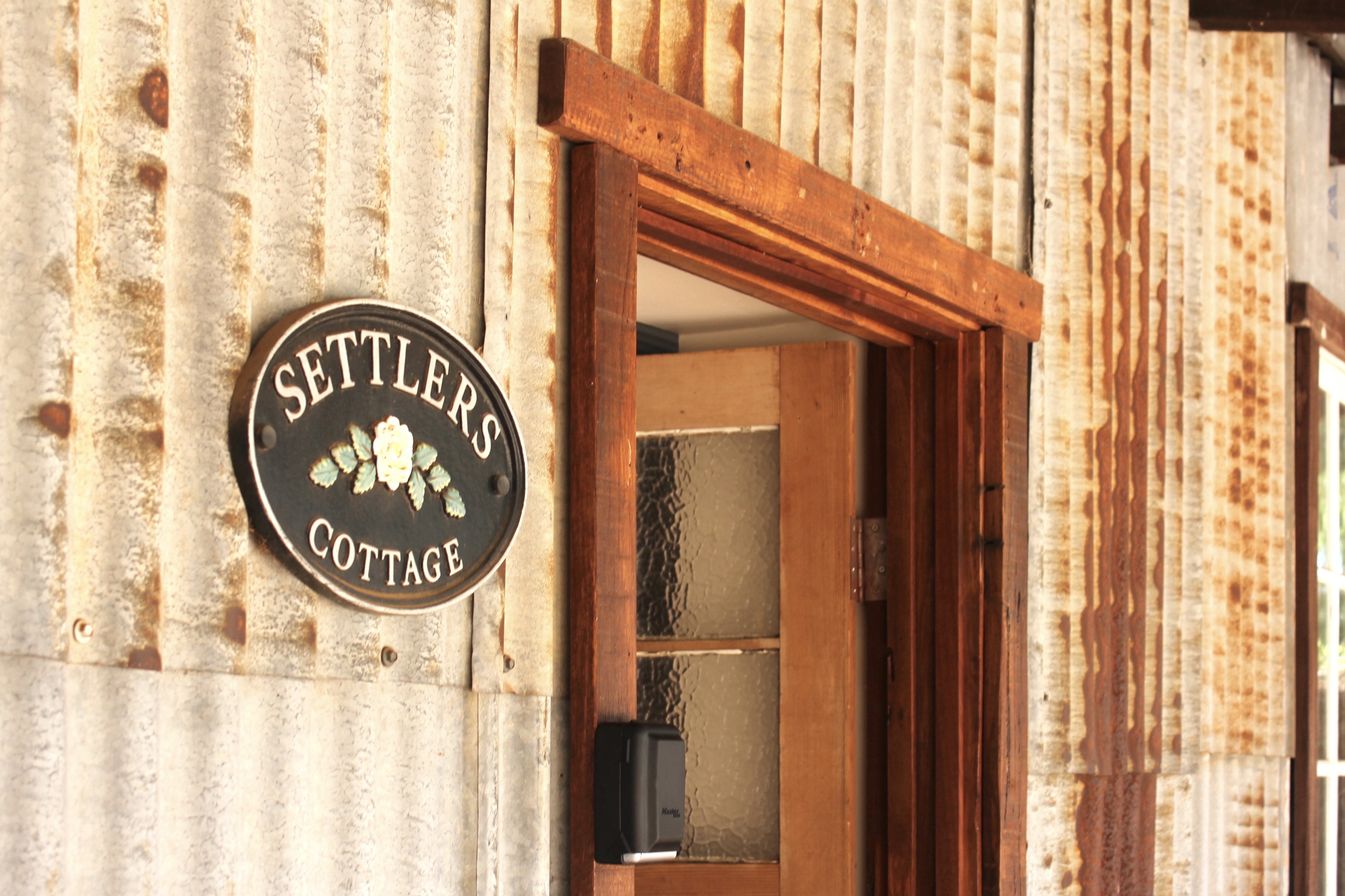 York WA- York Cottages and House | York Cottages & Burnley House