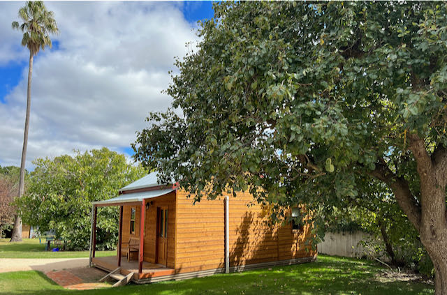Home | Willunga Gallery Cabins