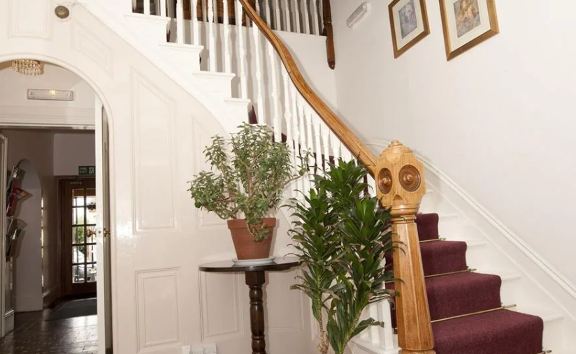 HOME | The Shrubbery Hotel