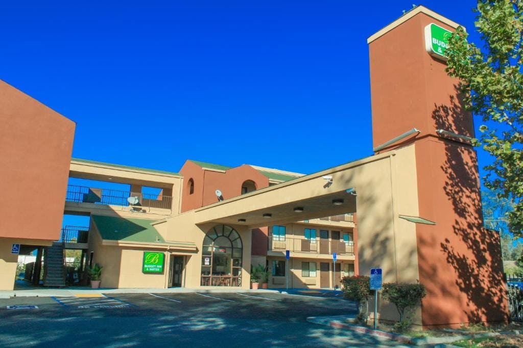 Home | Budget Inn and Suites Stockton