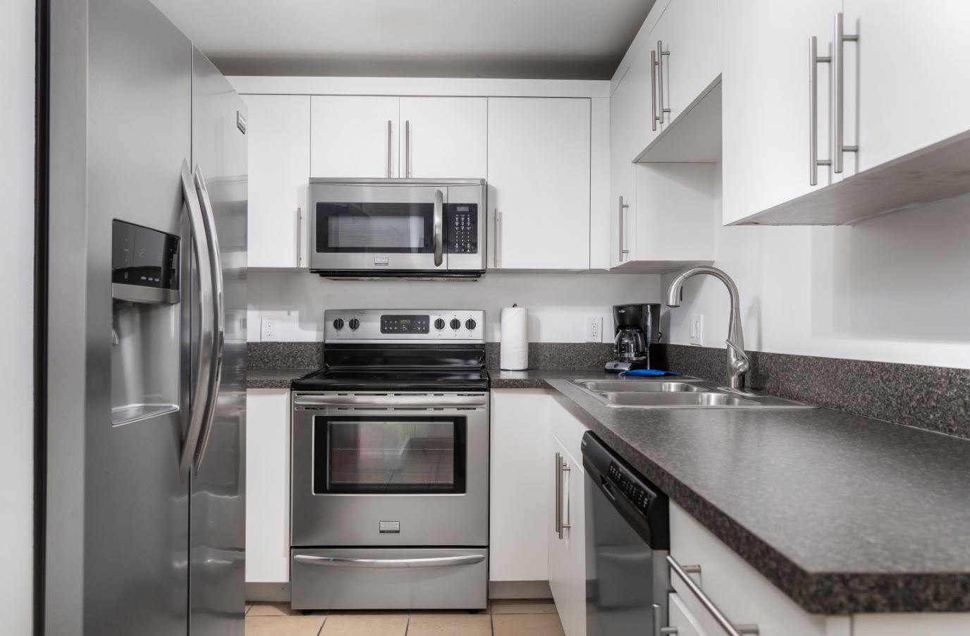 Gallery | Fortune House Hotel Suites