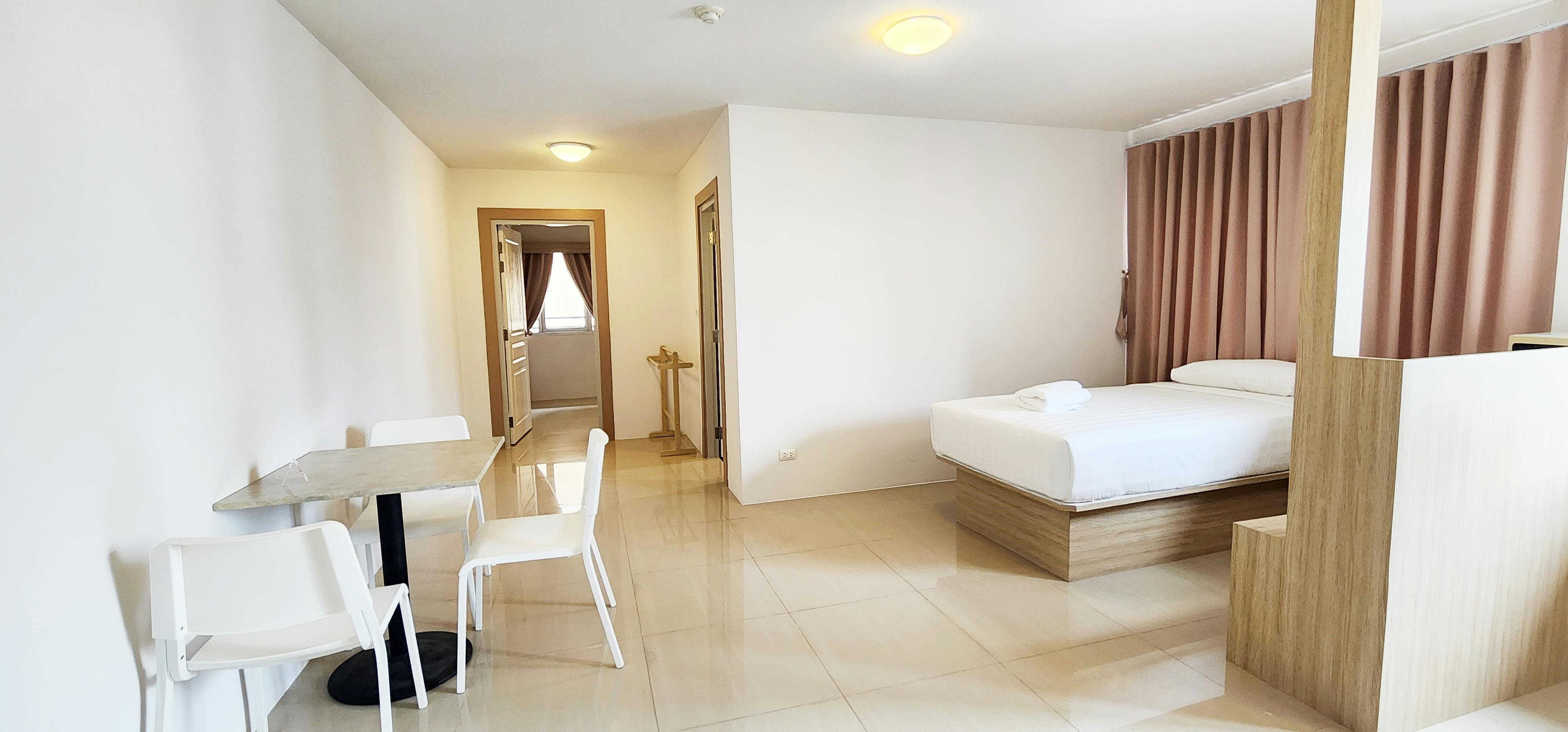 Triple Plus Tower1 | Prom Ratchada Hotel