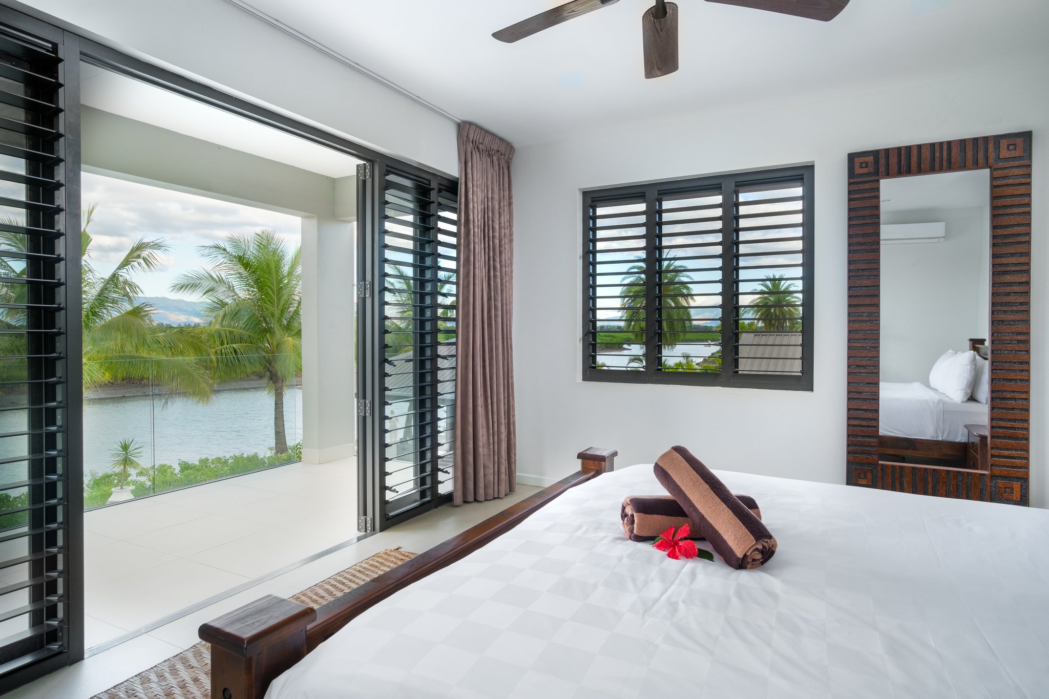 Home | NAISOSO ISLAND VILLAS FIJI