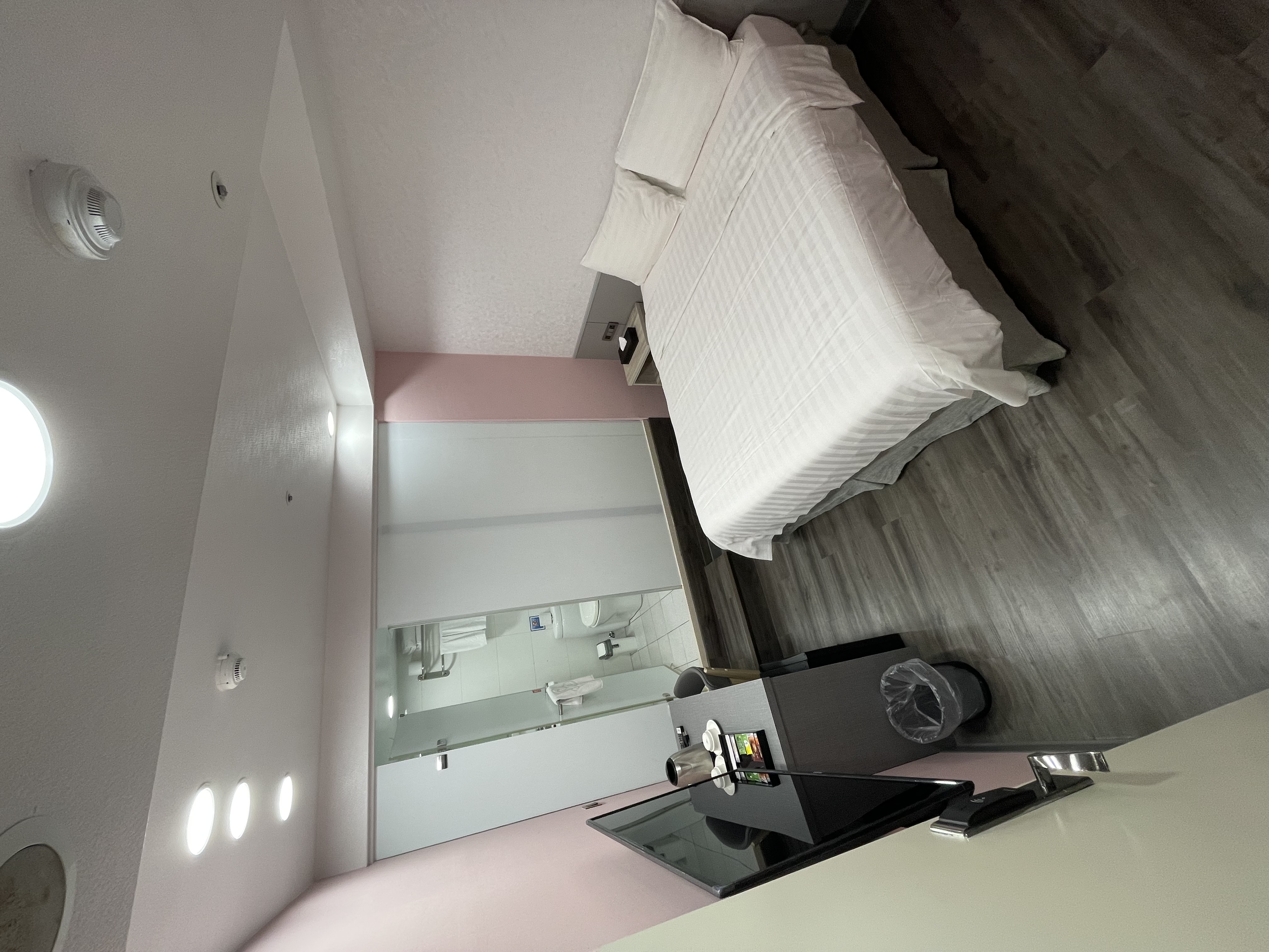 Standard Double Room | 歐法行旅 O Fun Hotel