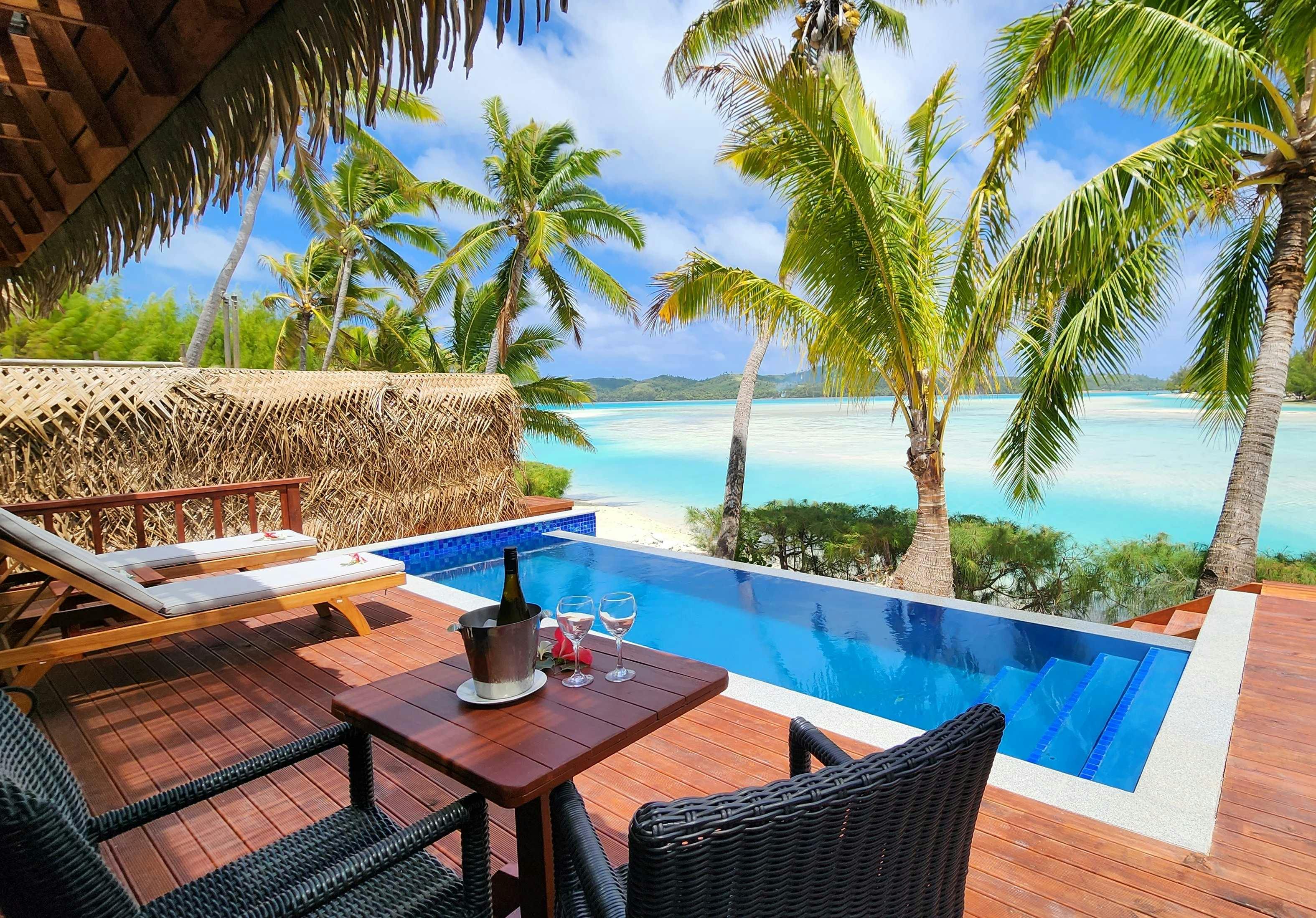 Beachfront Private Infinity Pool Villa | Aitutaki Lagoon Private Island ...